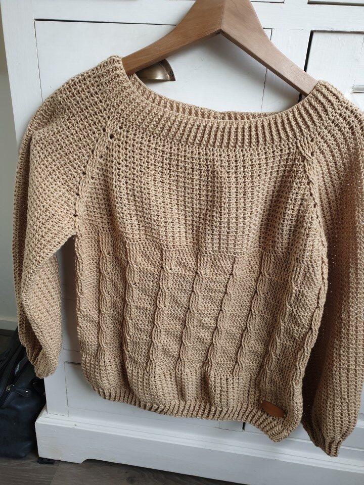 Golden Spring Trui - MadeByJantsje